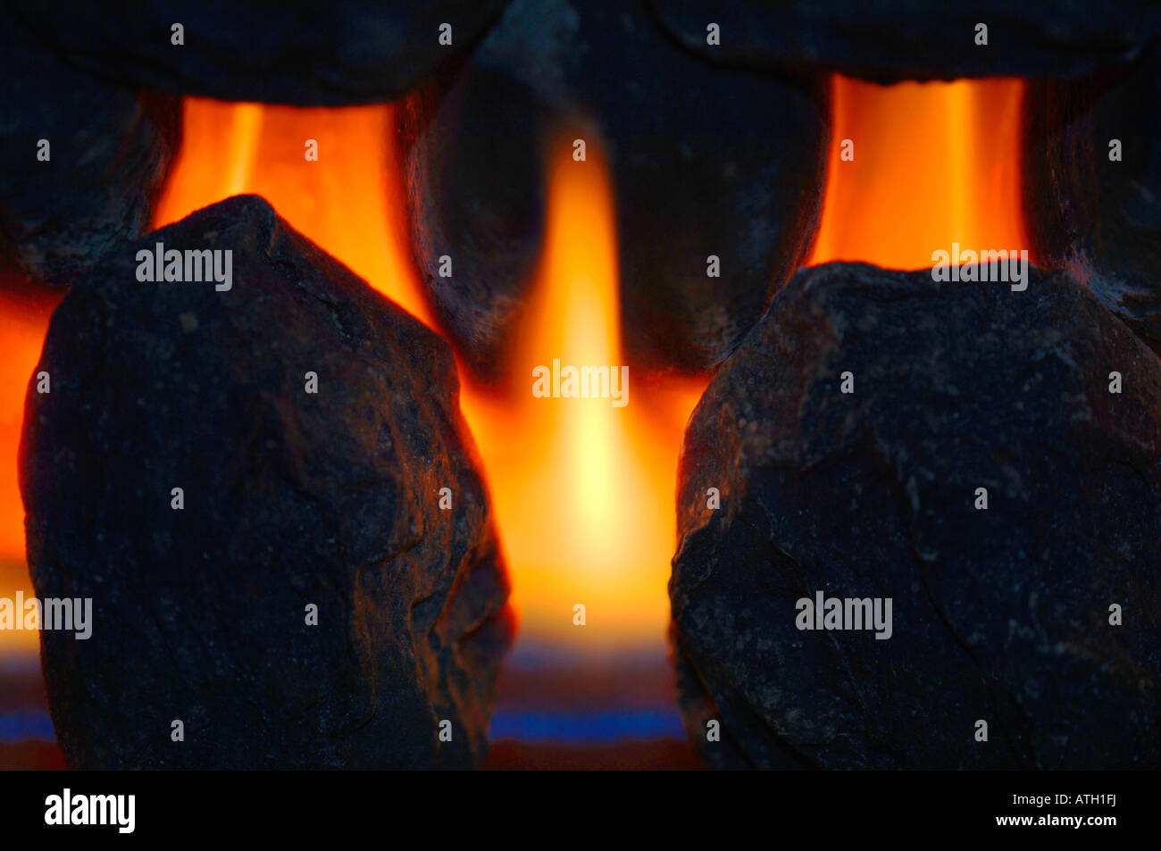Flames coal fire hi-res stock photography and images - Alamy