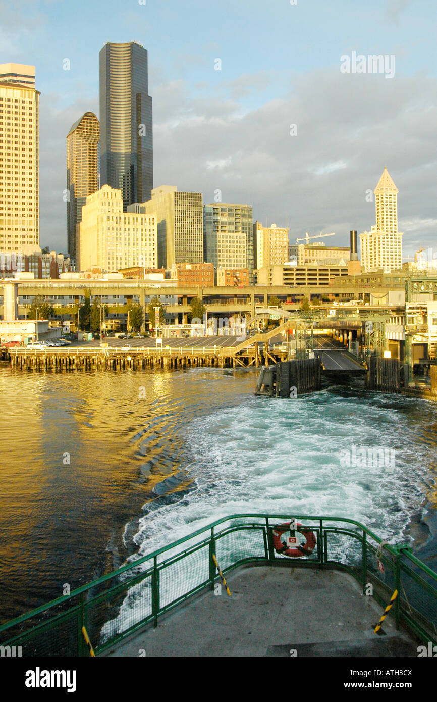 The washington state ferry system hi-res stock photography and images ...