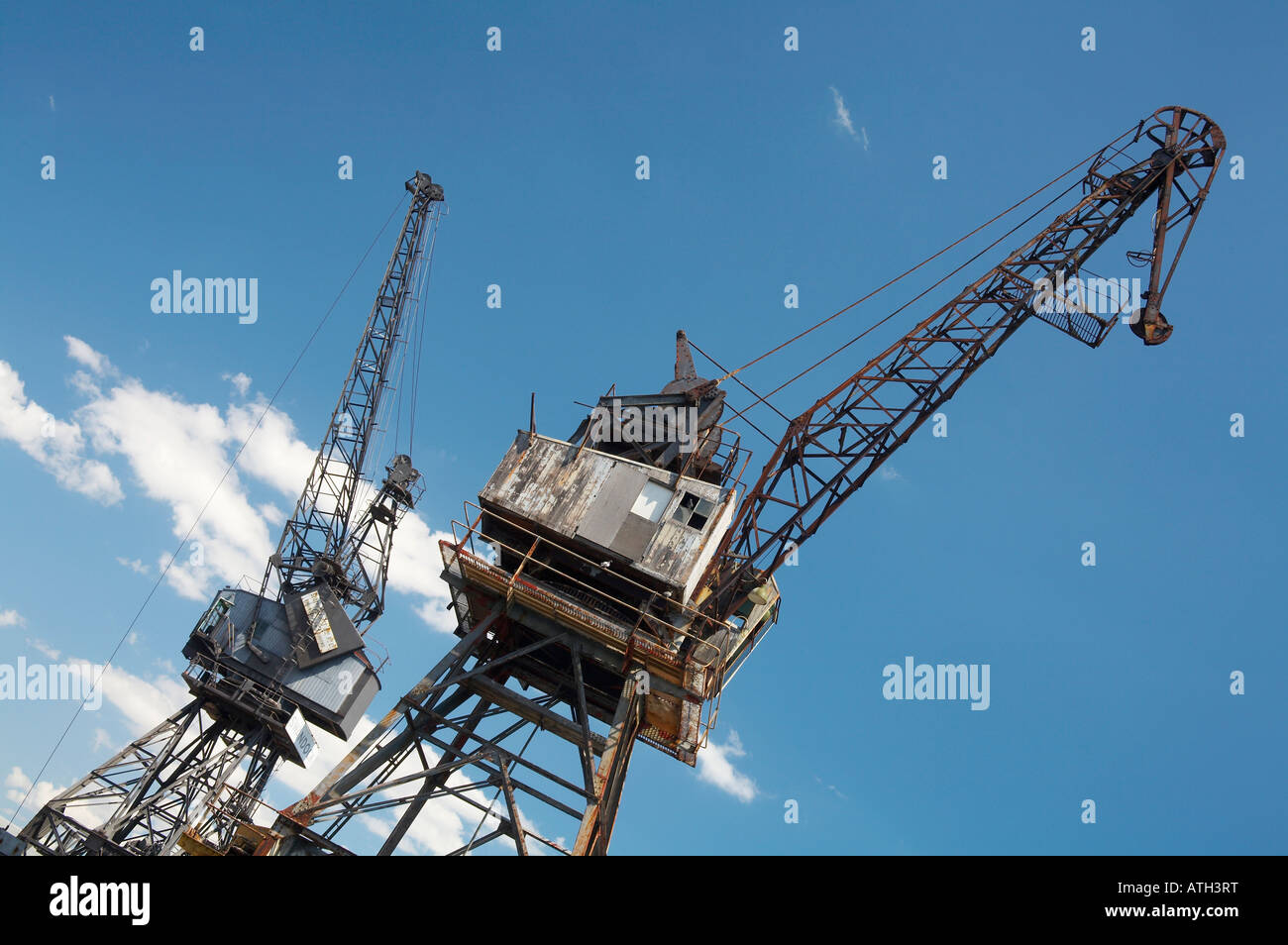 old cranes on the Fremantle docks in Western Australia Stock Photo - Alamy