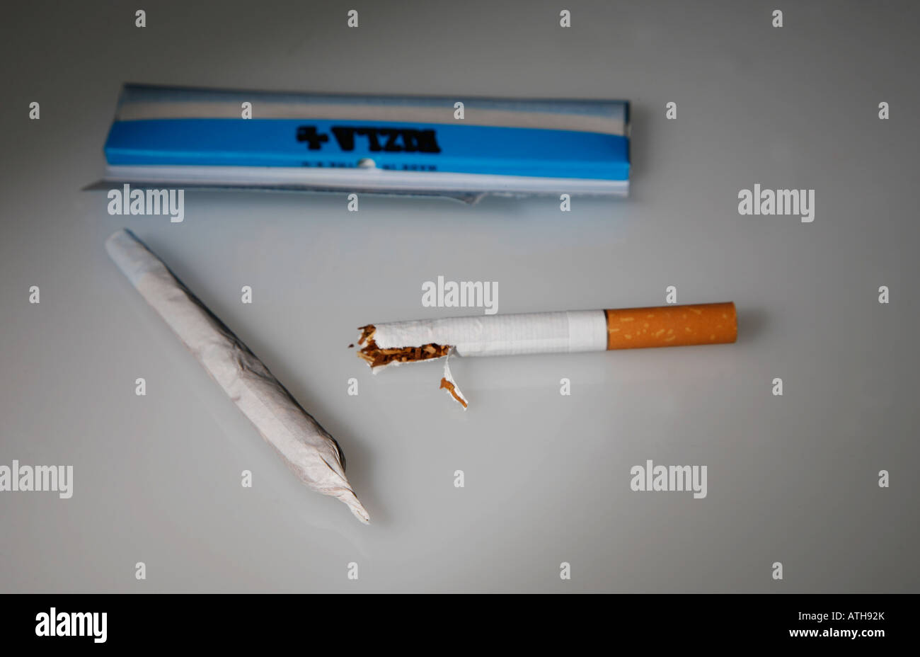marijuana joint, marijuana cigarette Stock Photo - Alamy