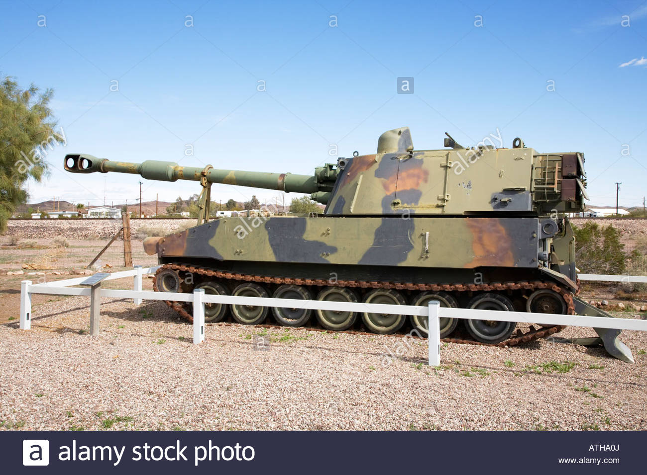 155 Mm Howitzer High Resolution Stock Photography and Images - Alamy