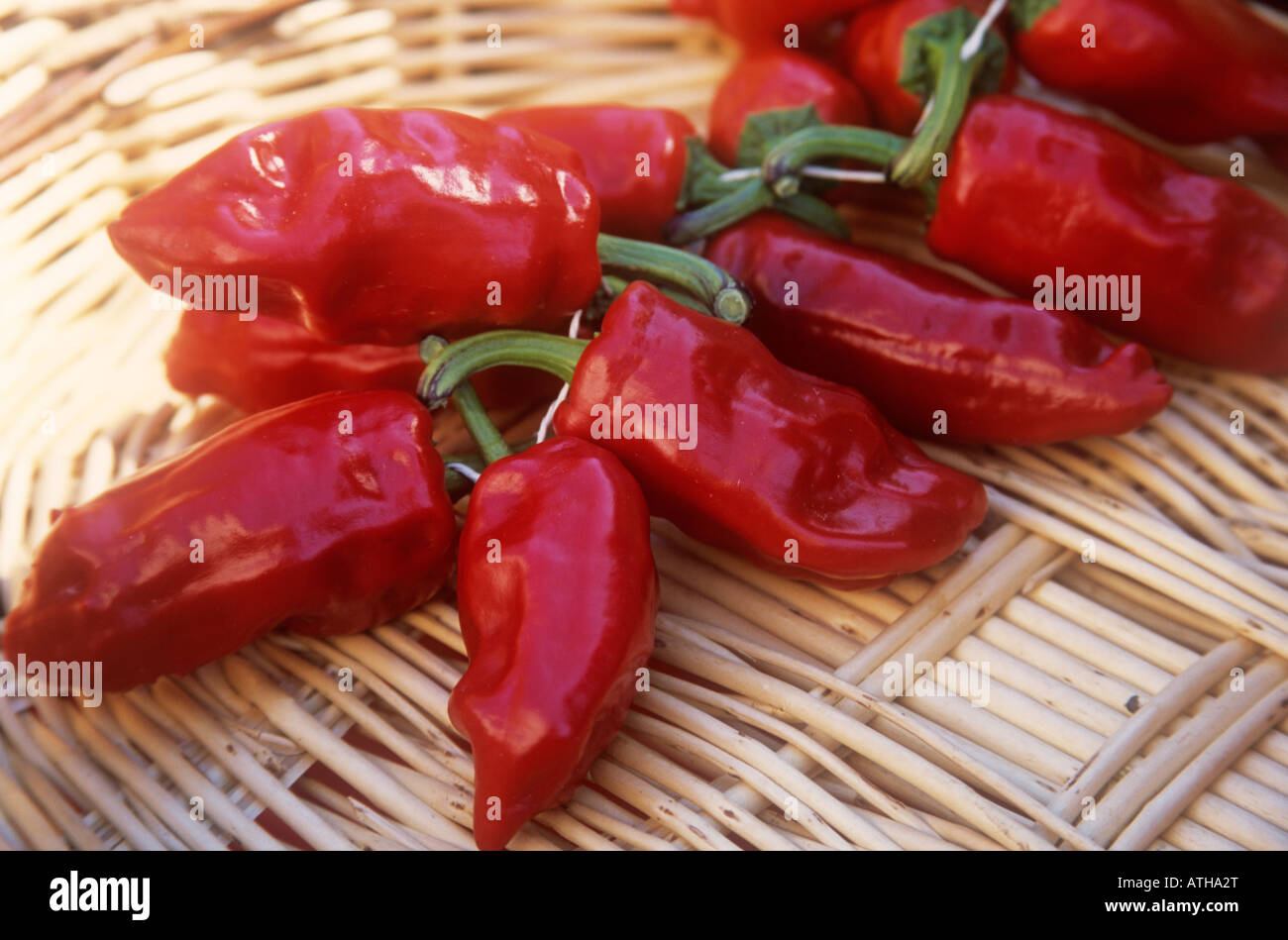 Chilli string hi-res stock photography and images - Alamy