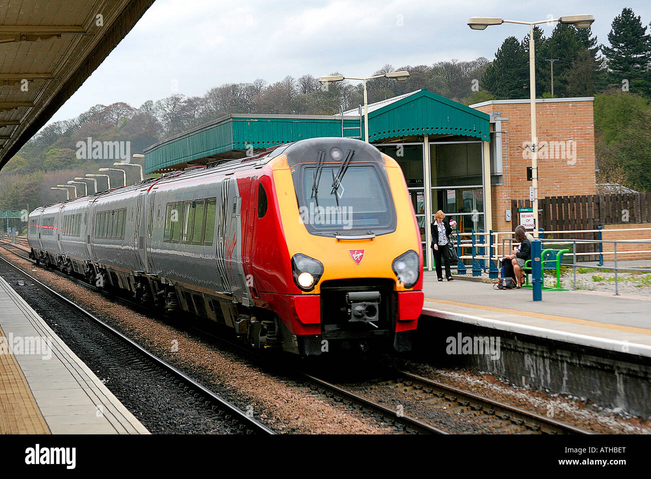 Virgin Voyager class 221 Unit Chesterfield Station East Midlands Line ...