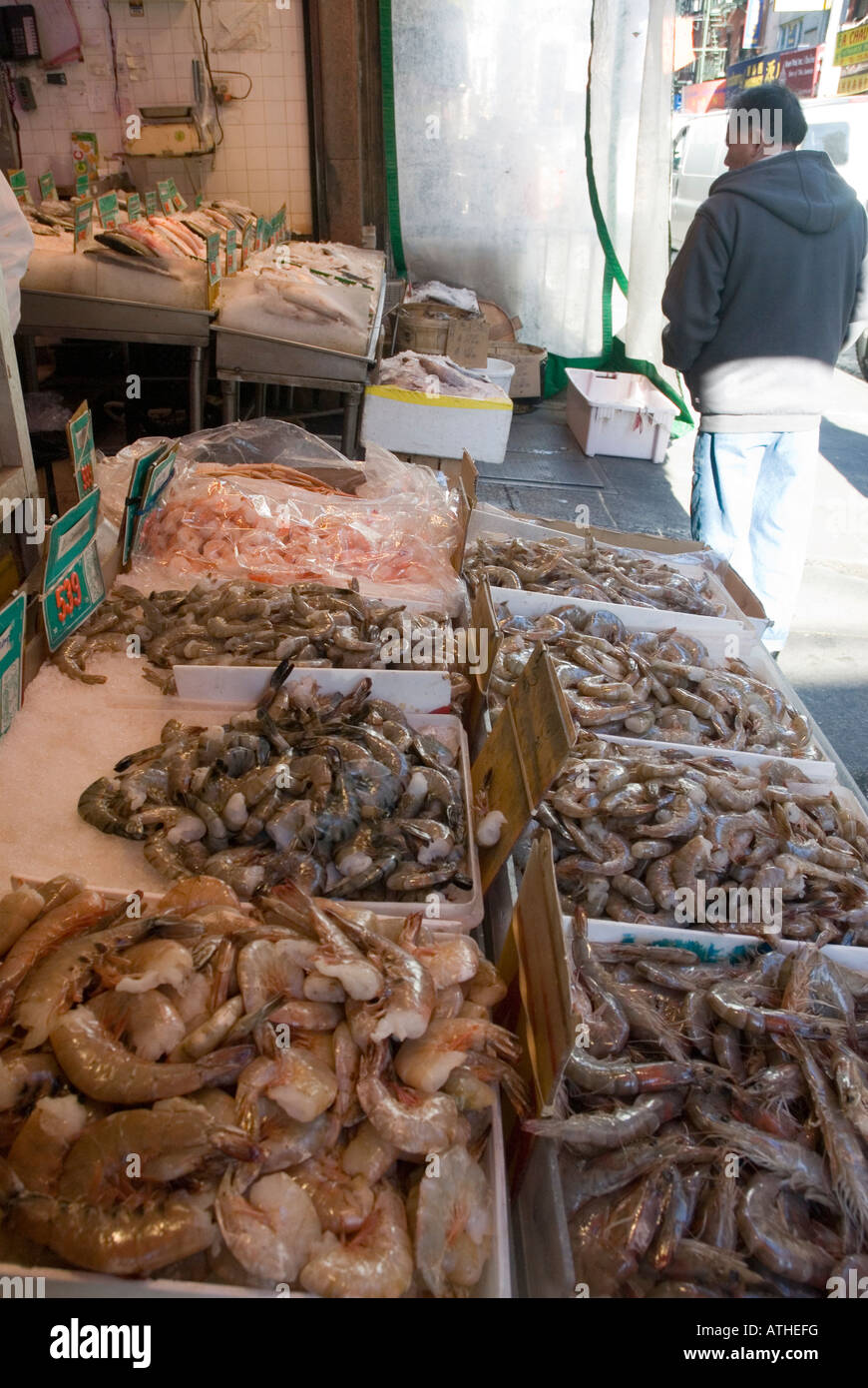 Outdoor fish market in Chinatown, New York City Stock Photo - Alamy
