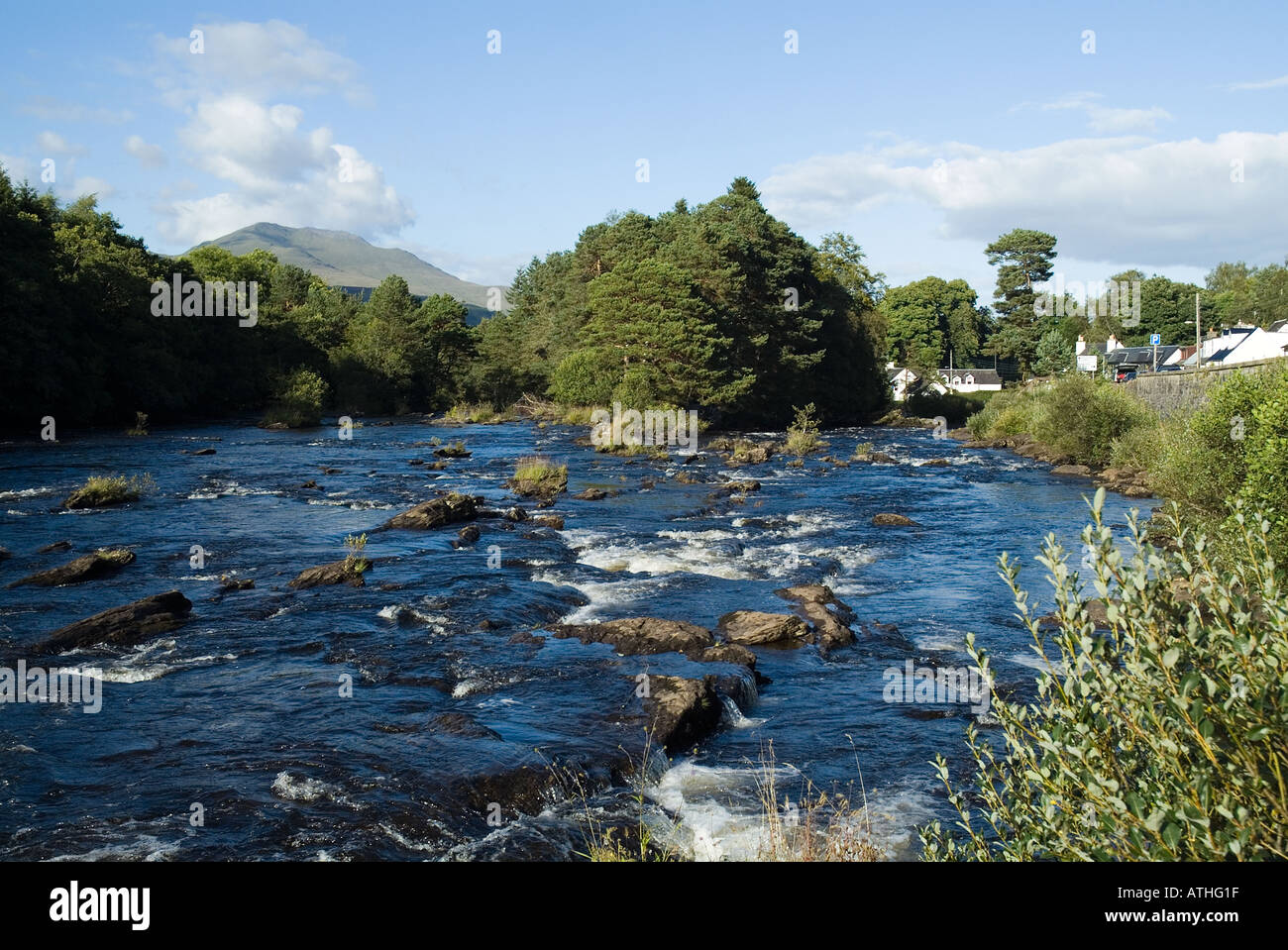 Dh falls dochart killin stirlingshire hi-res stock photography and ...