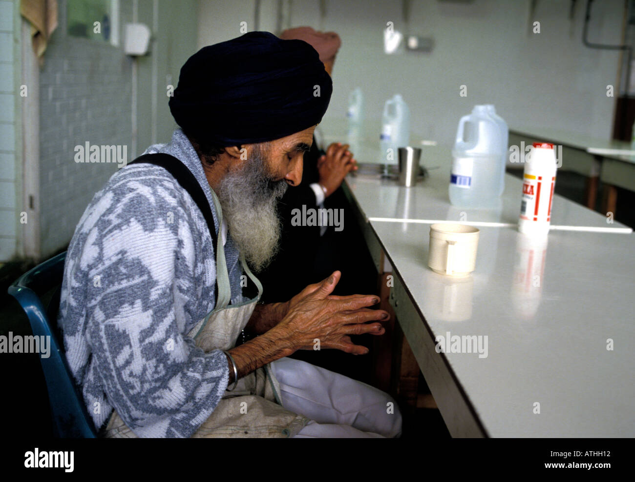Southall england sikh turban hi-res stock photography and images - Alamy