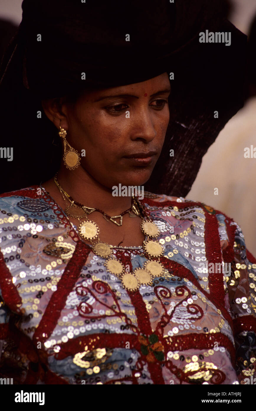 In-Gall near Agadez, Niger. Tuareg Woman Dressed to attend a Wedding ...