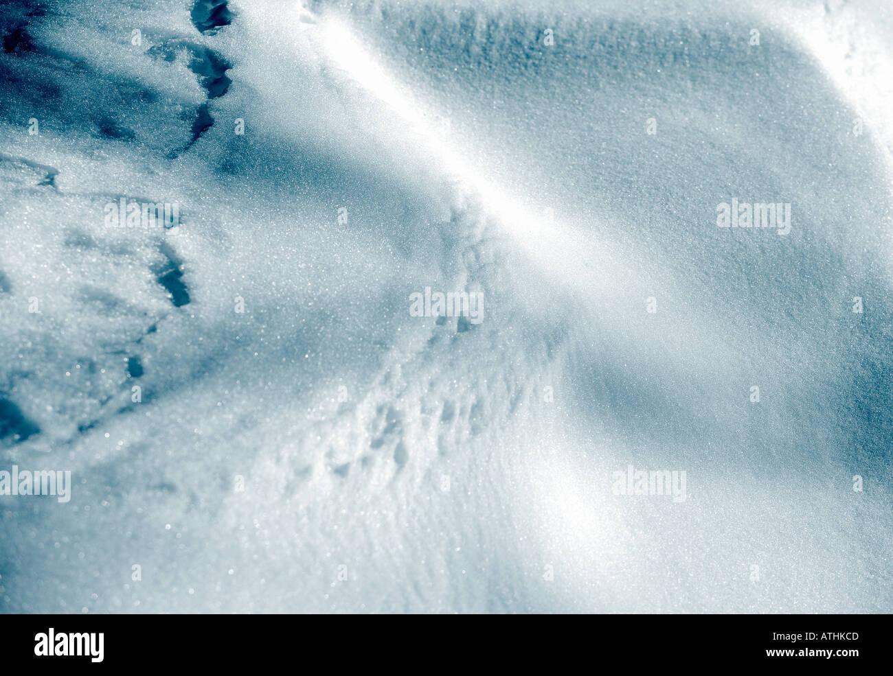 Blowing snow painting hi-res stock photography and images - Alamy