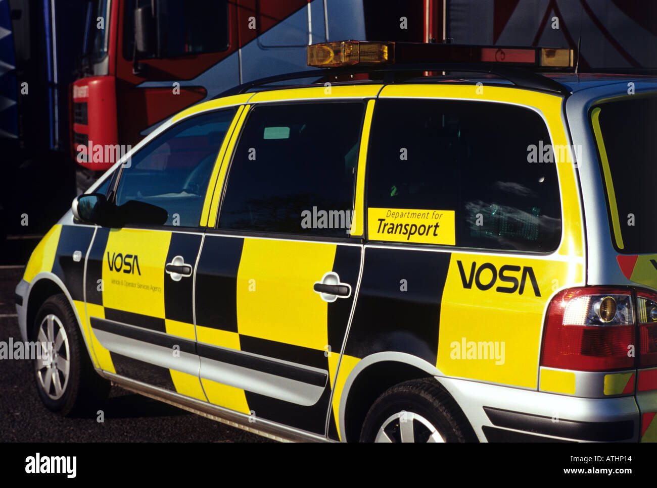 Hgv vehicle checks hi-res stock photography and images - Alamy