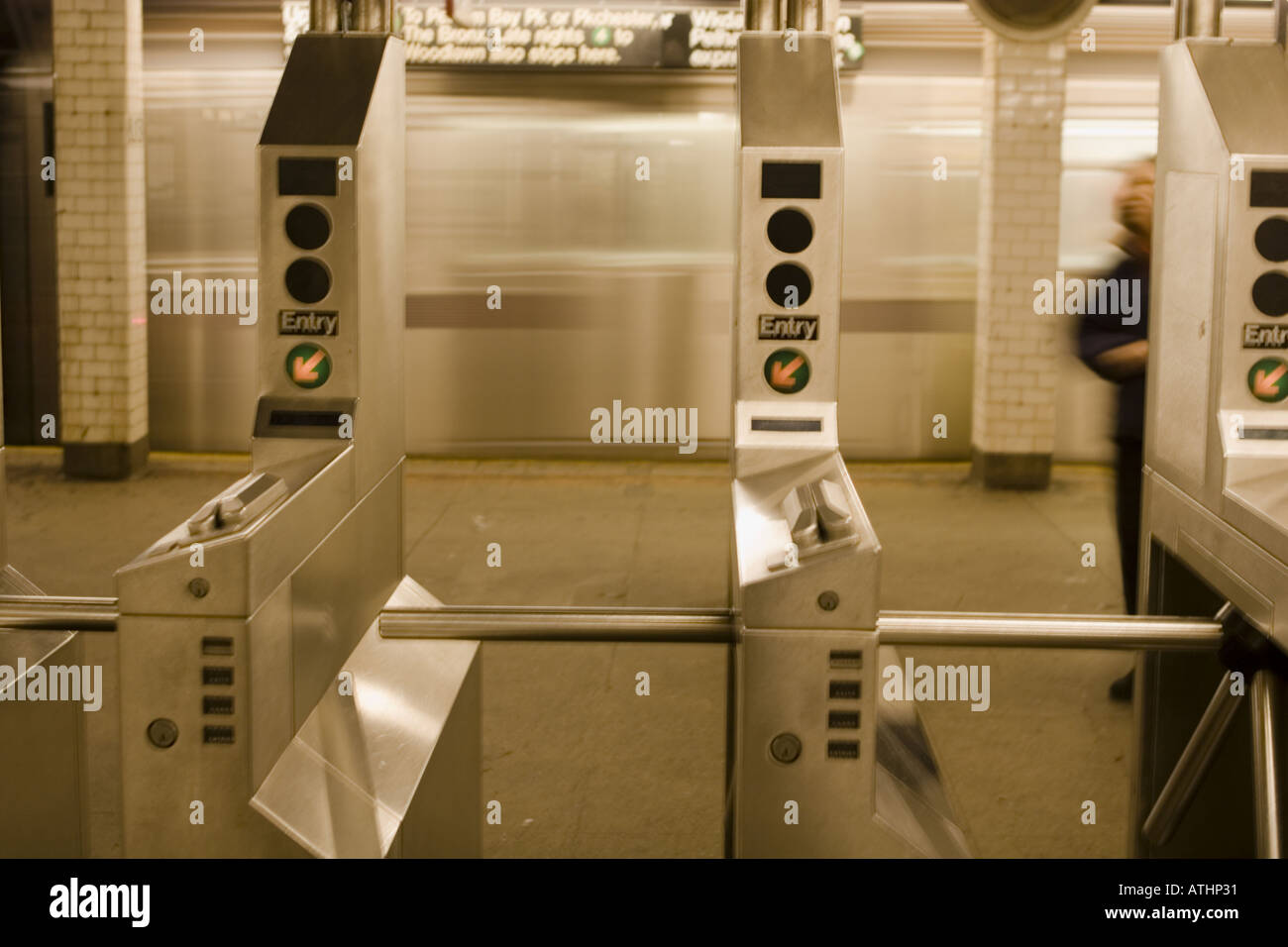Nyc subway turnstile hi-res stock photography and images - Alamy