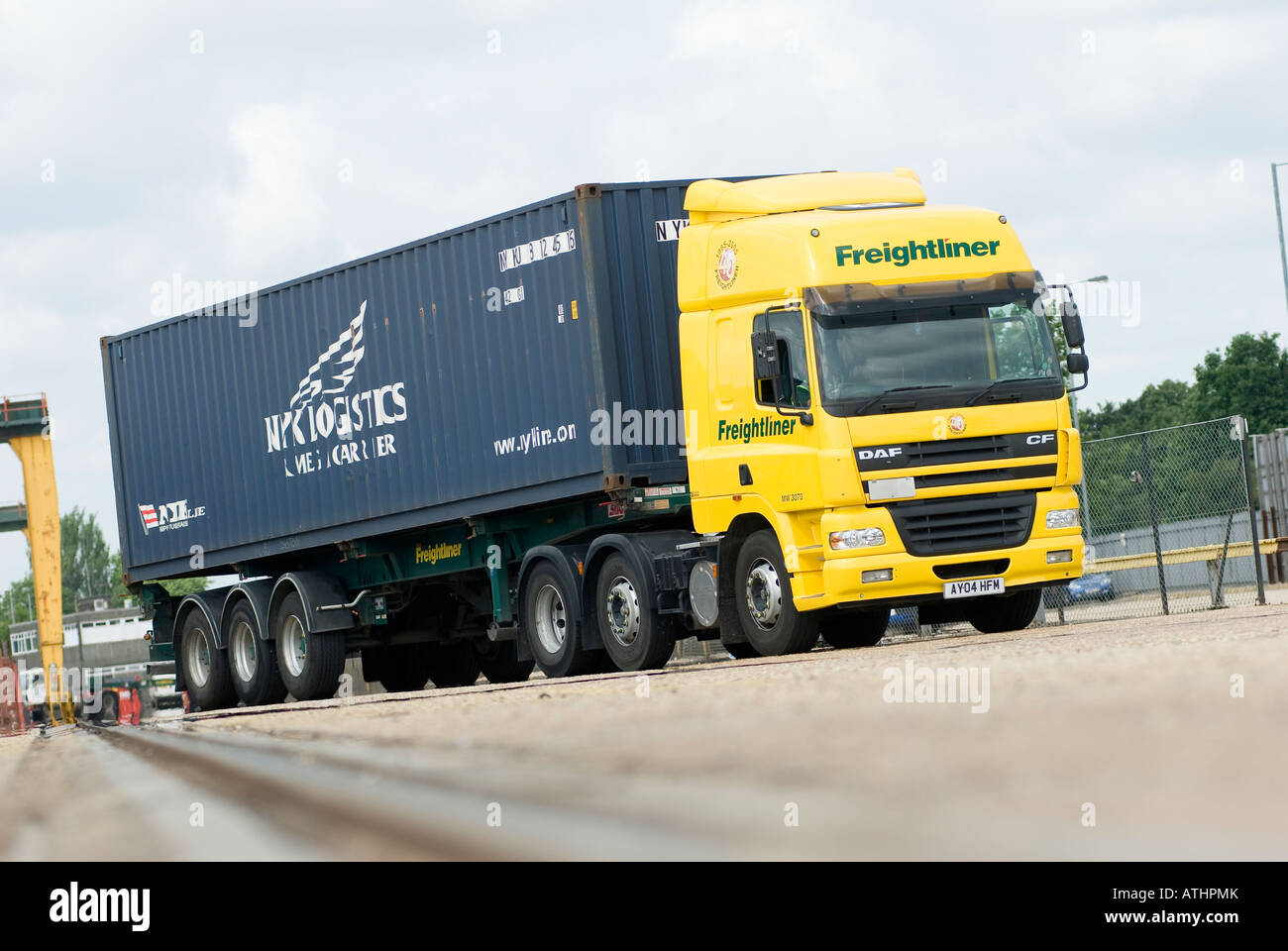 Yellow daf cf High Resolution Stock Photography and Images - Alamy
