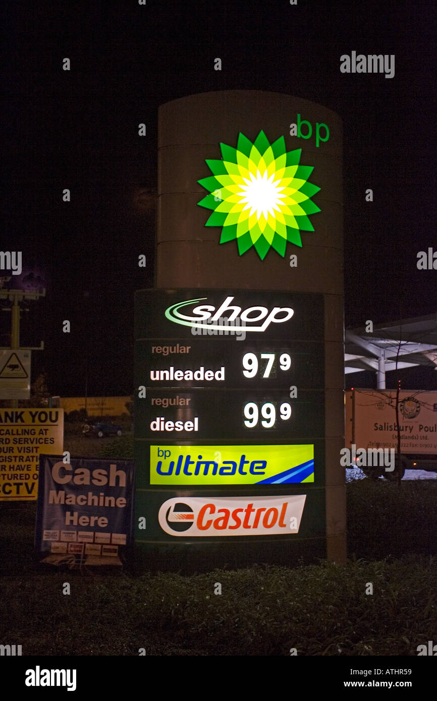 Unleaded petrol pump bp petrol hi-res stock photography and images - Alamy