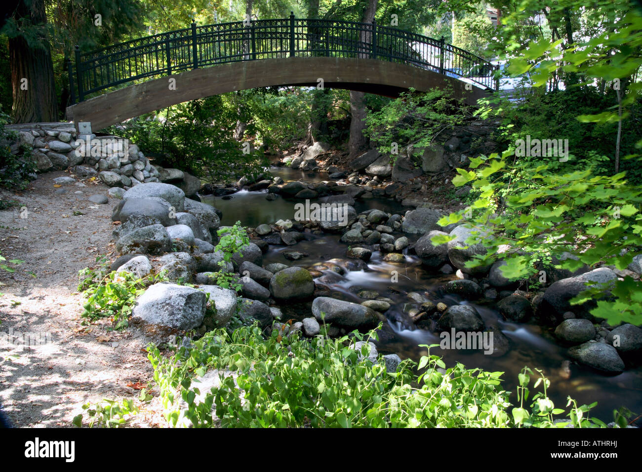 A footbridge in Lithia Park, Ashland, Oregon Stock Photo - Alamy