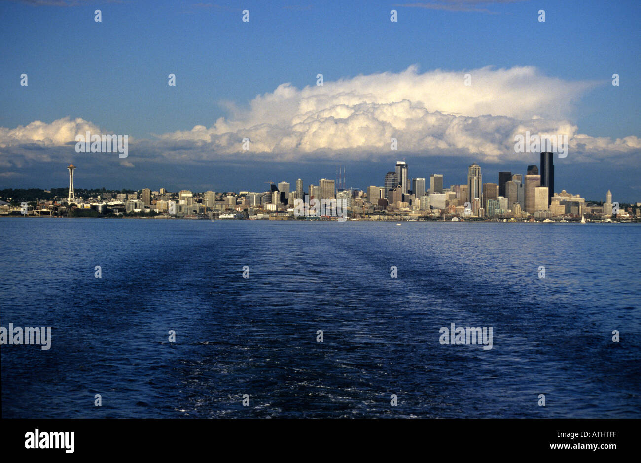 Bainbridge island ferry hi-res stock photography and images - Alamy