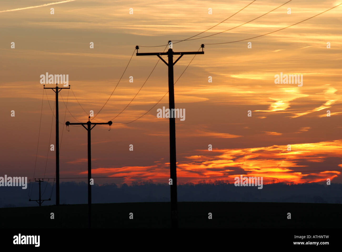 Overland power lines hi-res stock photography and images - Alamy