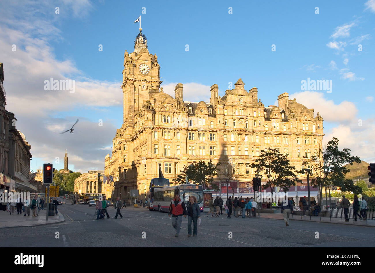 Edinburgh princes street victorian period hi-res stock photography and ...