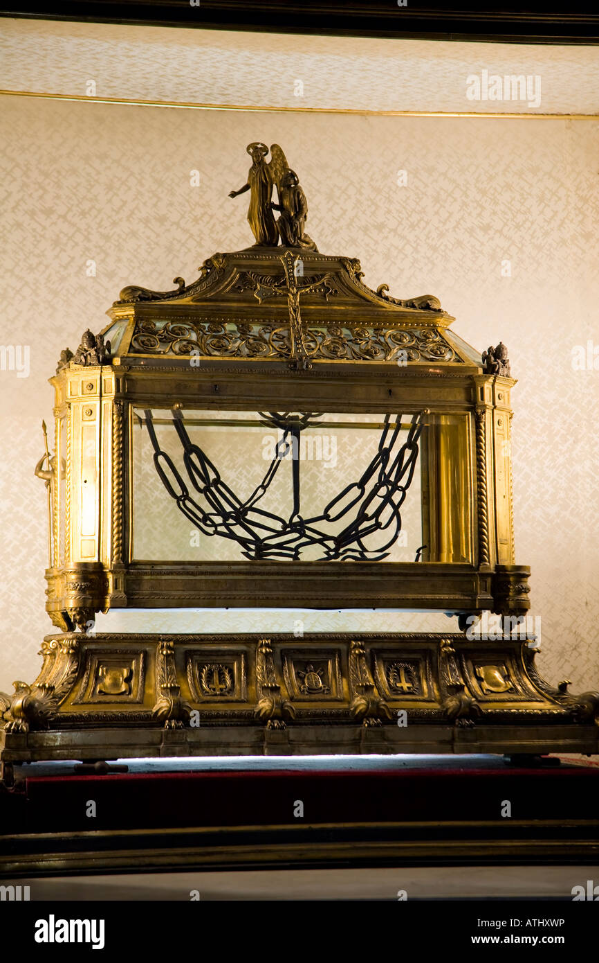 Chains of Saint Peter s San Pietro in Vincoli Church Rome Italy Stock ...