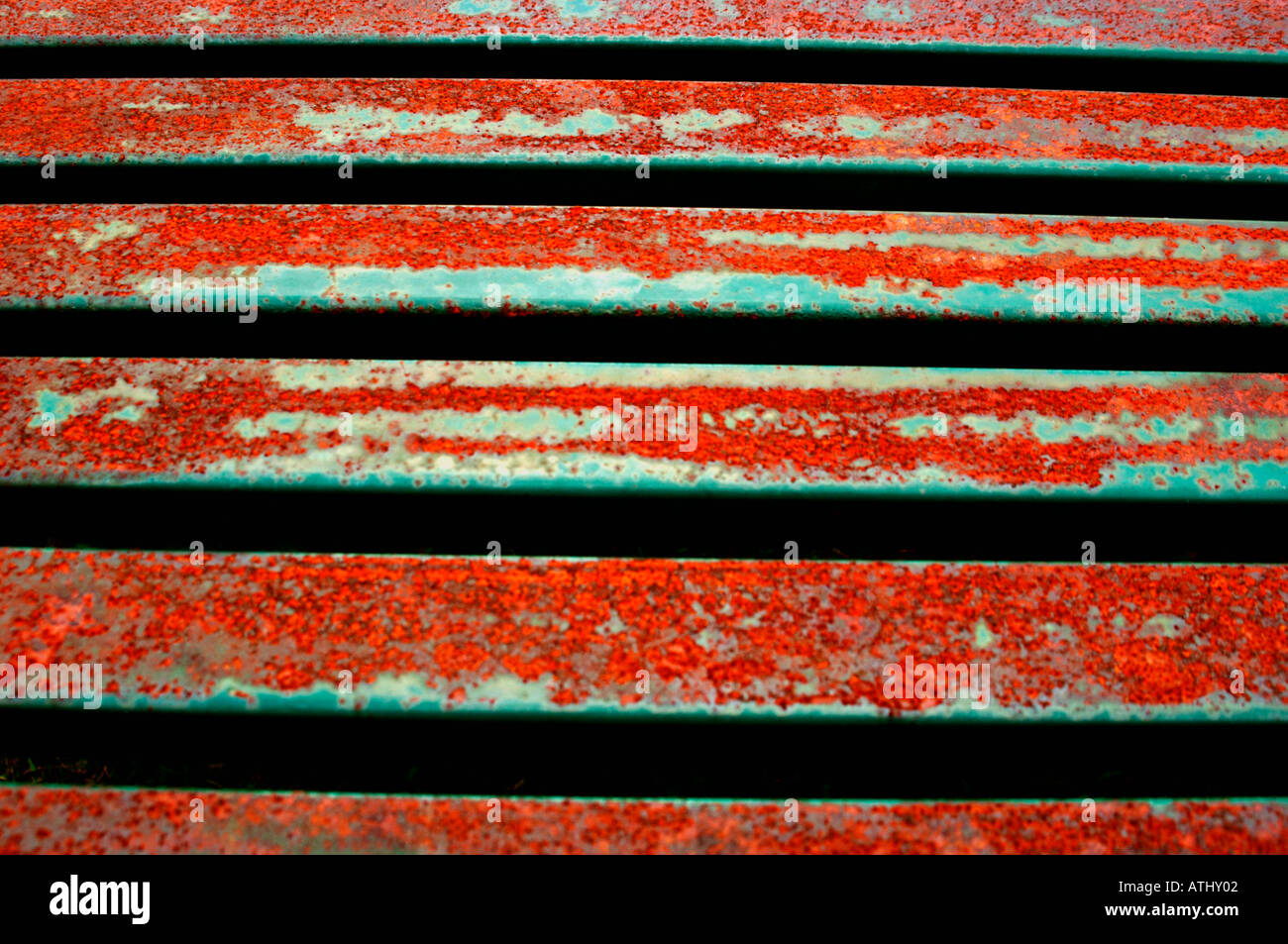 Painted iron table hi-res stock photography and images - Alamy