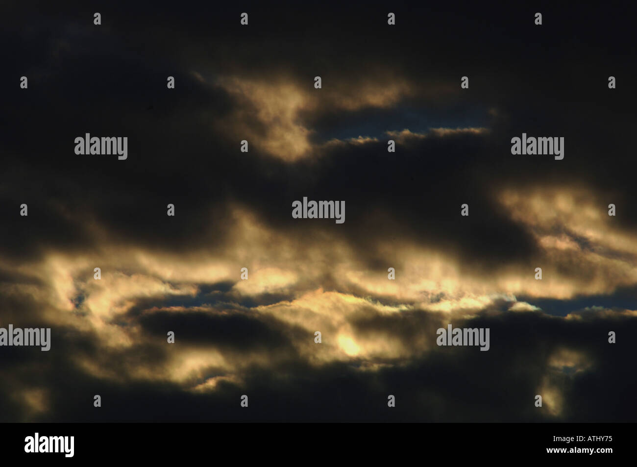 Moody Evening Sky & Clouds Stock Photo - Alamy