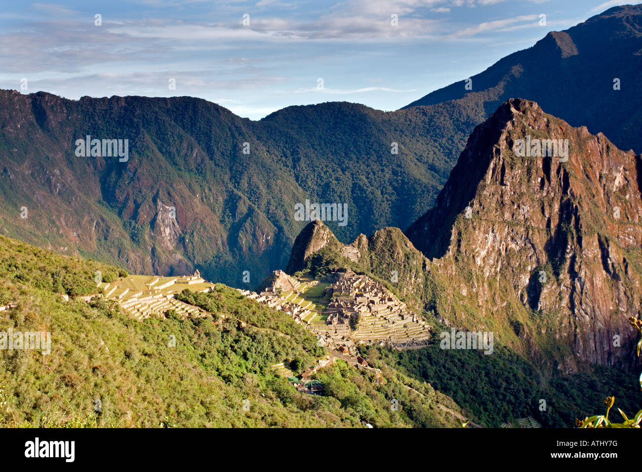 Inca Trail: Machu Picchu Ruins Stock Photo - Alamy