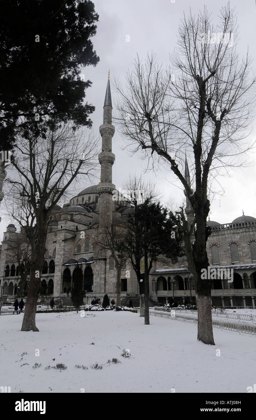 Winter scenes in Istanbul with the snow-covered Blue Mosque in ...