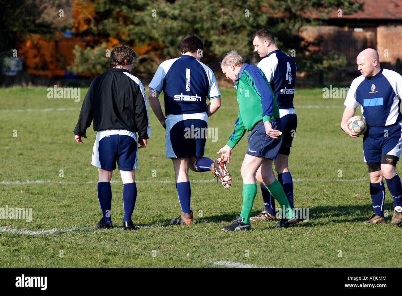 Rugby referee hi-res stock photography and images - Alamy