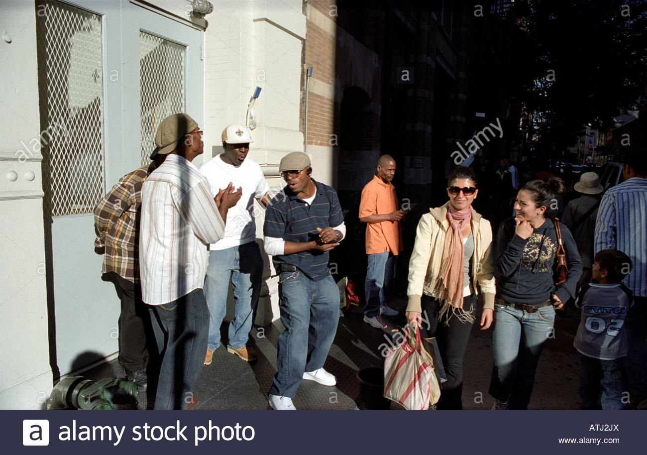 Street Singers Stock Photos & Street Singers Stock Images - Alamy