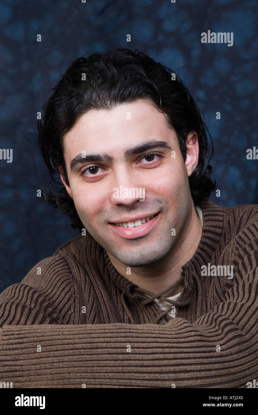 Arabic man smiling Stock Photo - Alamy