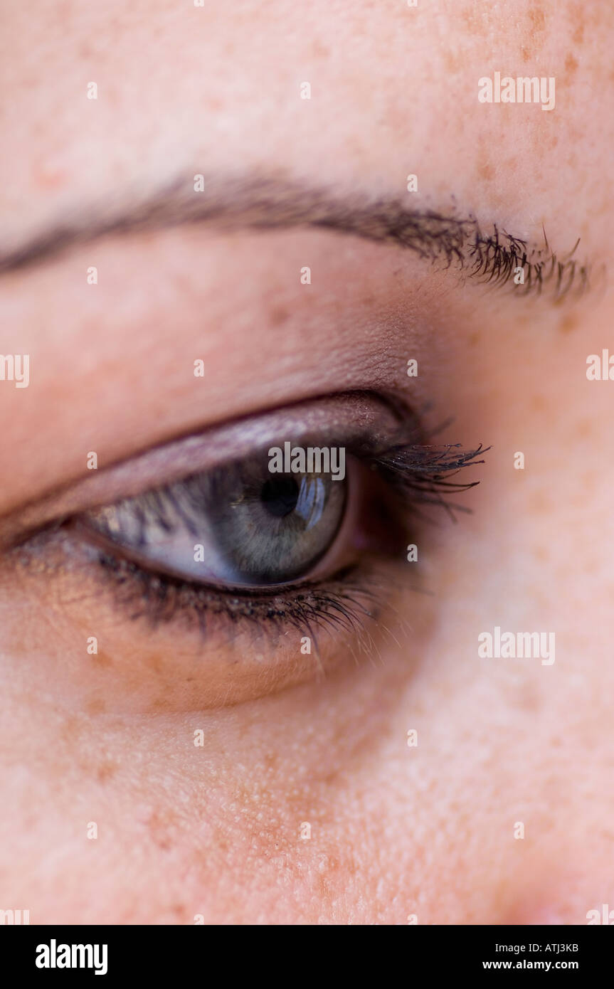 Human eye photos hi-res stock photography and images - Alamy