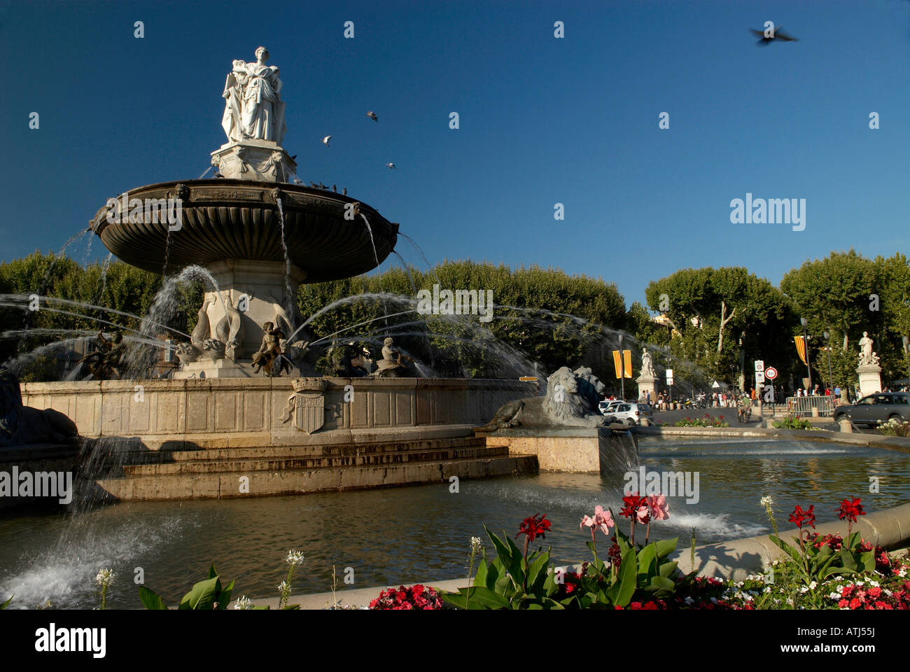 fountain aix en provence Stock Photo - Alamy