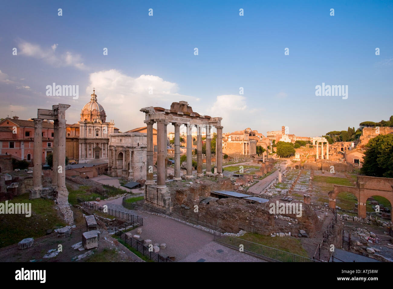 Roman forum hi-res stock photography and images - Alamy