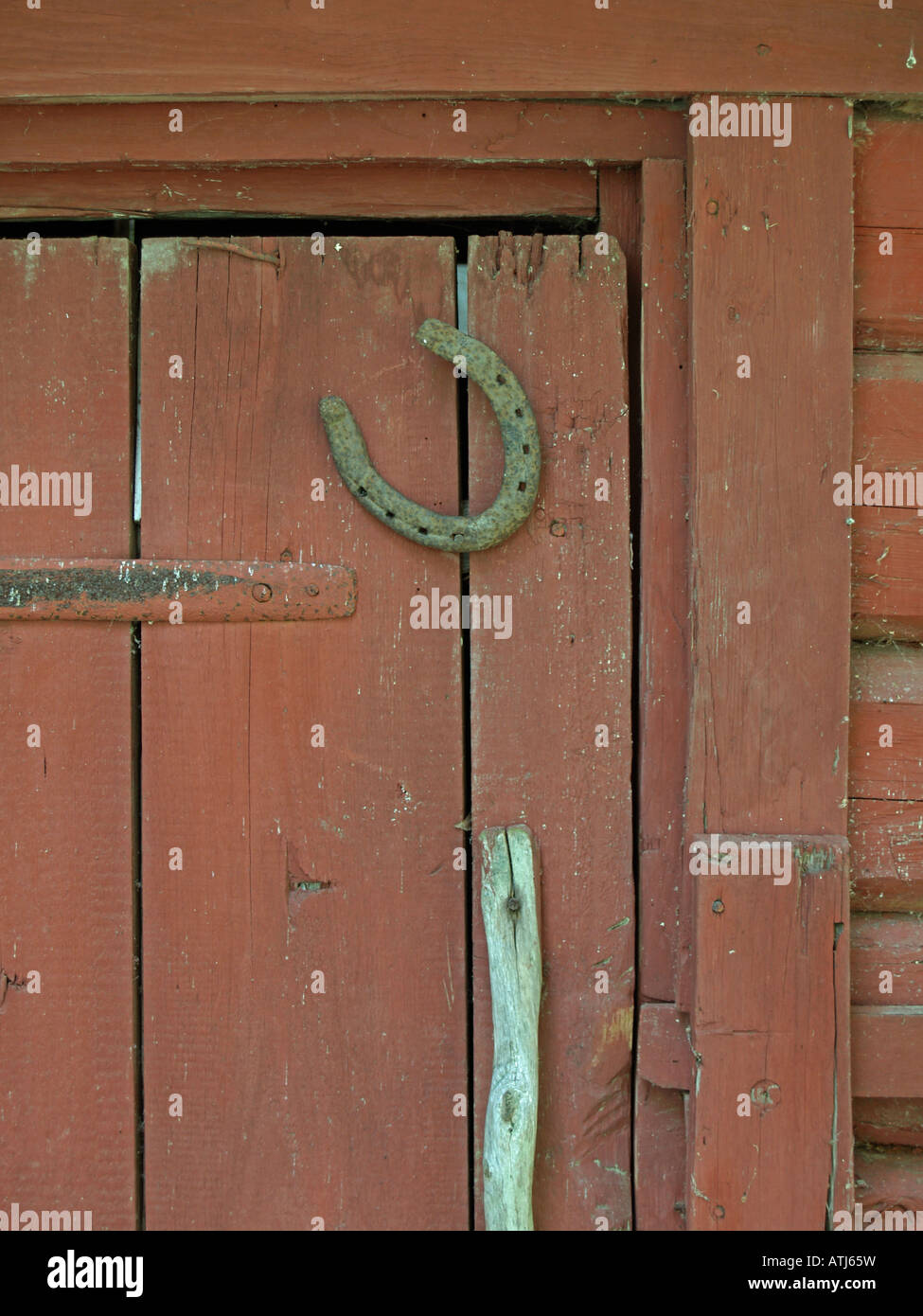 Horseshoe on shed door hi-res stock photography and images - Alamy