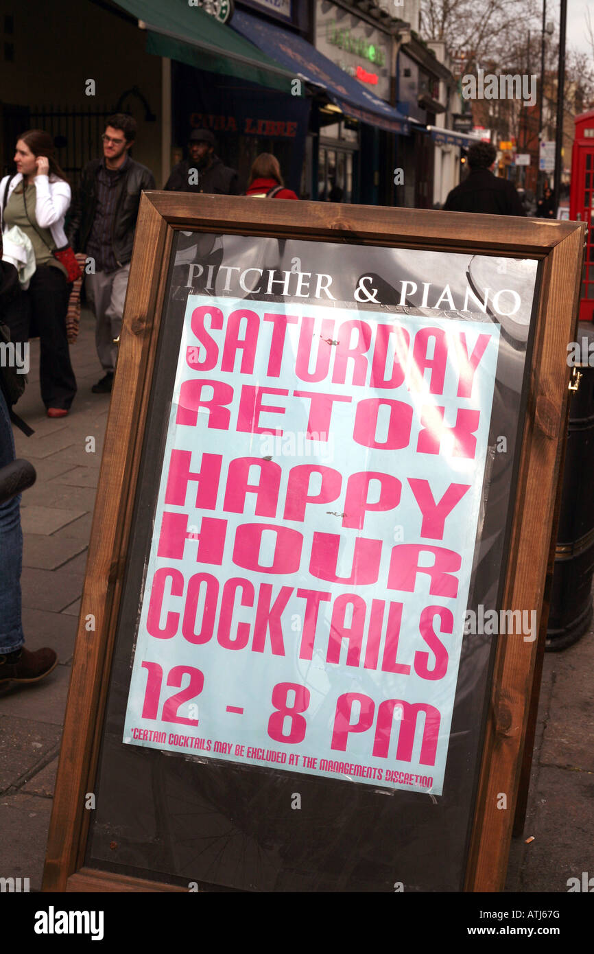 Pavement bar sign hi-res stock photography and images - Alamy