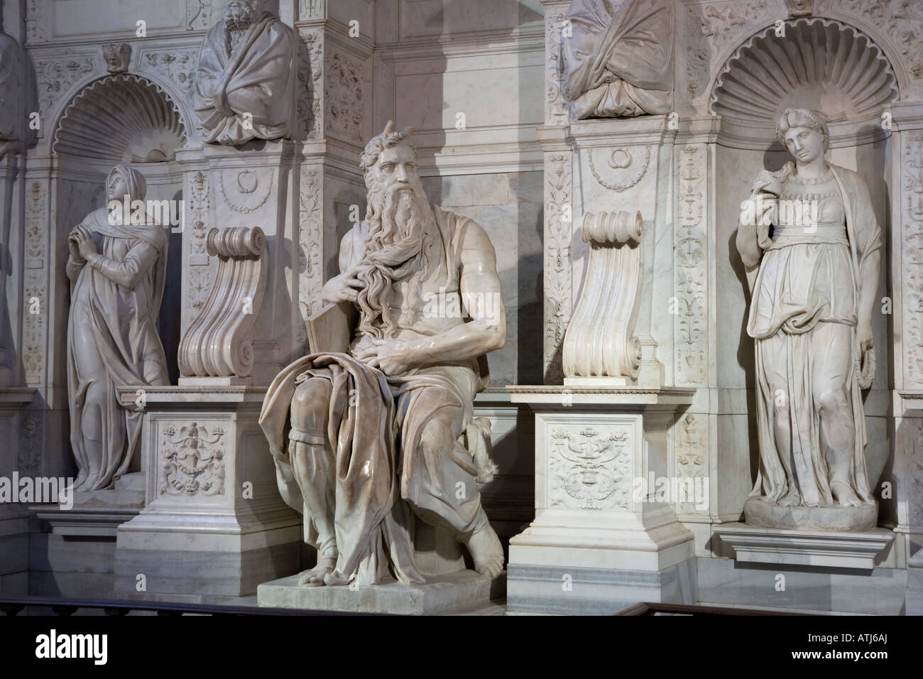 Moses statue by michelangelo hi-res stock photography and images - Alamy