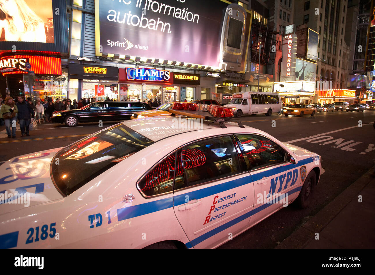 Nypd vehicle hi-res stock photography and images - Alamy