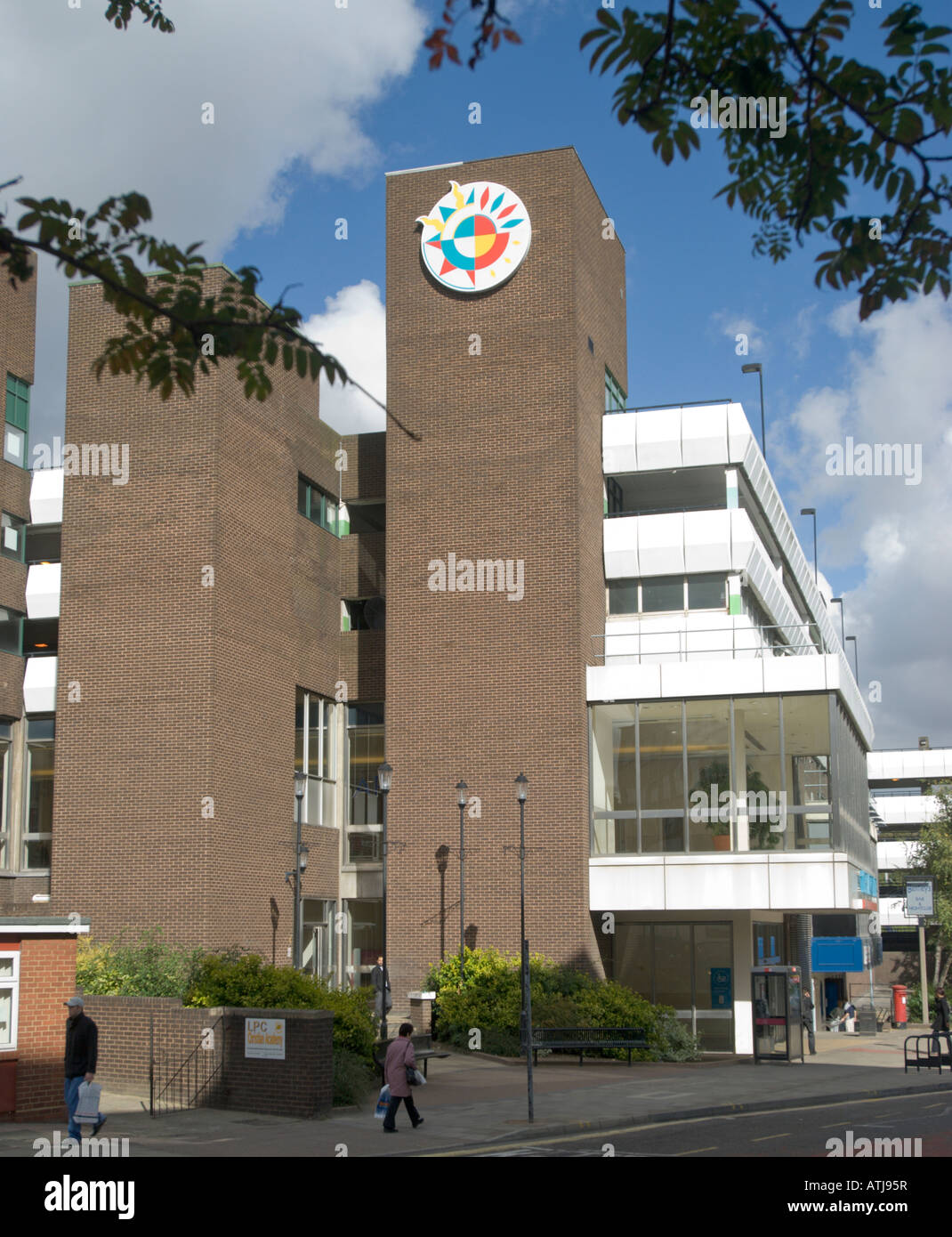 Arndale Shopping Centre Luton High Resolution Stock Photography and ...