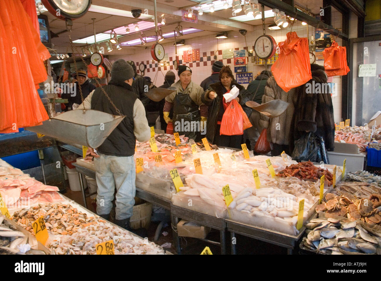 Outdoor fish market on Canal street in Chinatown, New York City Stock ...