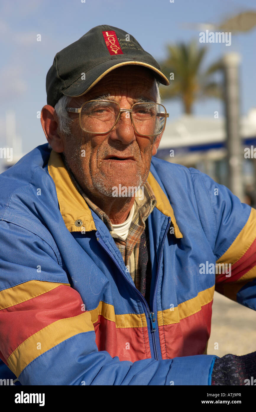 Old man in sunshine Stock Photo - Alamy