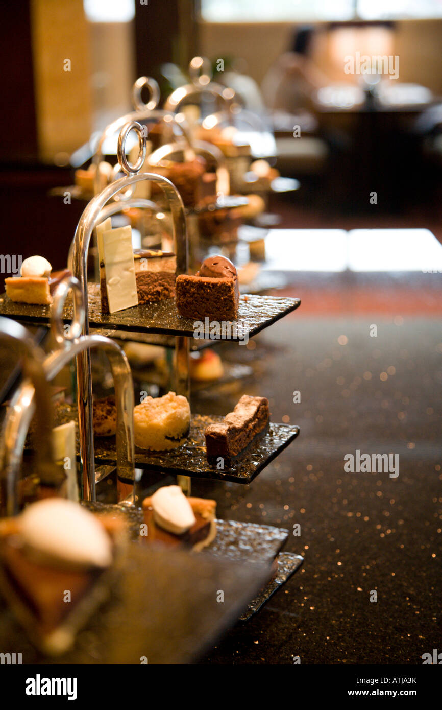 Luxury petit fours hi-res stock photography and images - Alamy
