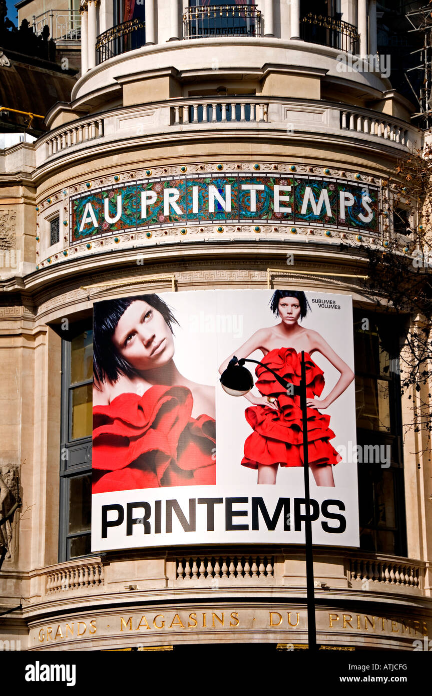 Printemps department store in Paris Stock Photo - Alamy