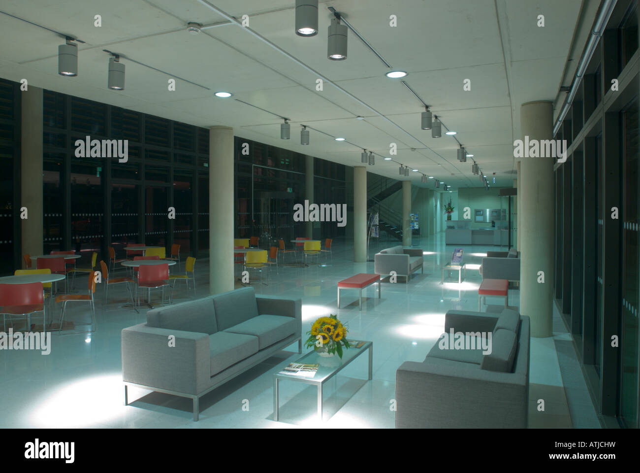 Modern business office High Resolution Stock Photography and Images - Alamy