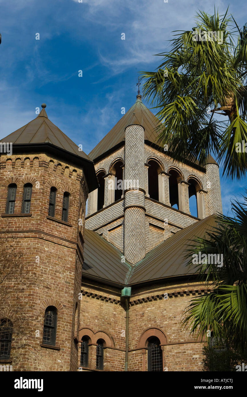 Circular church hi-res stock photography and images - Alamy