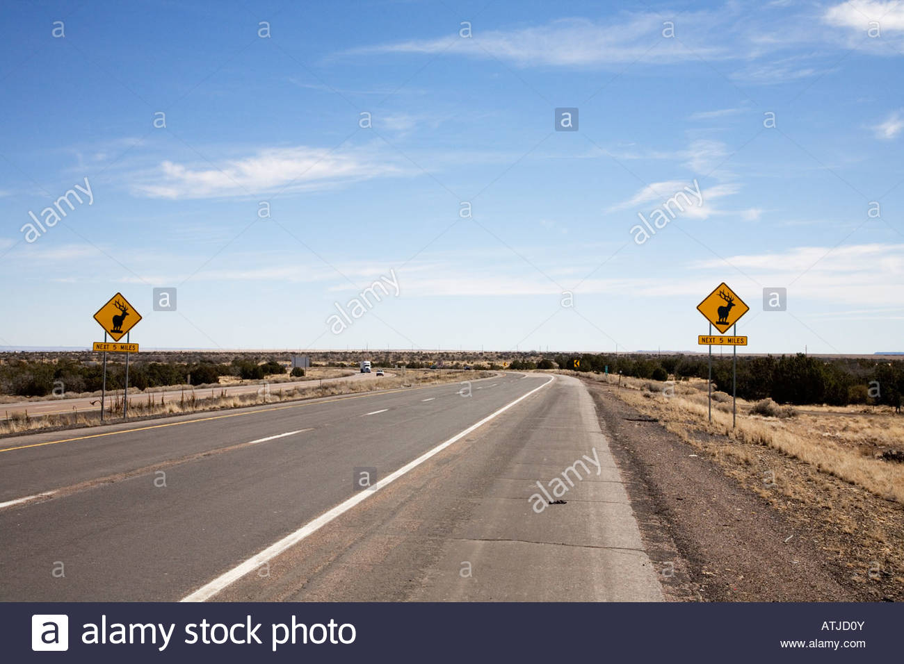 Elk Crossing Road Sign High Resolution Stock Photography and Images - Alamy