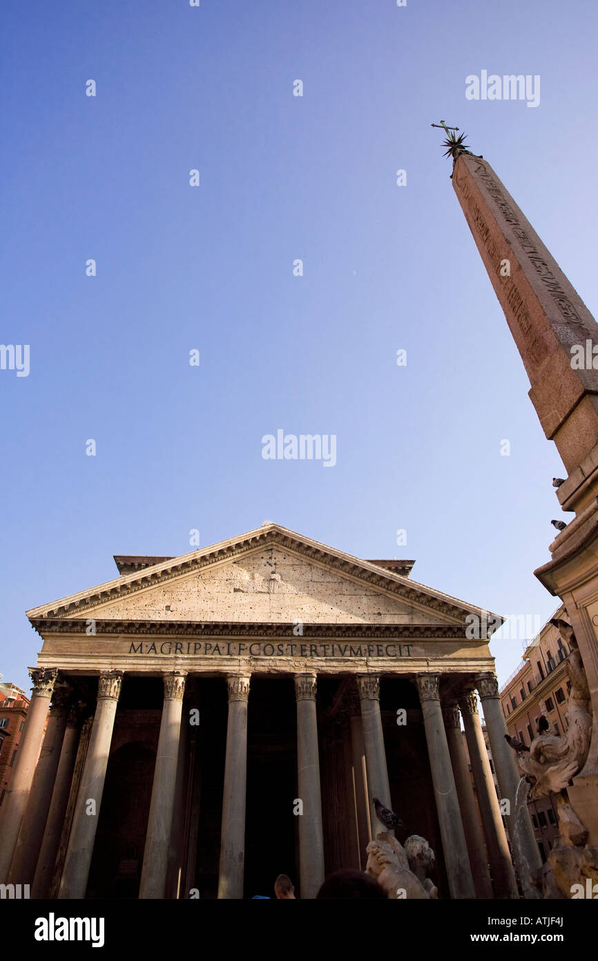 Pantheon and Piazza della Rotunda Rome Italy Stock Photo - Alamy