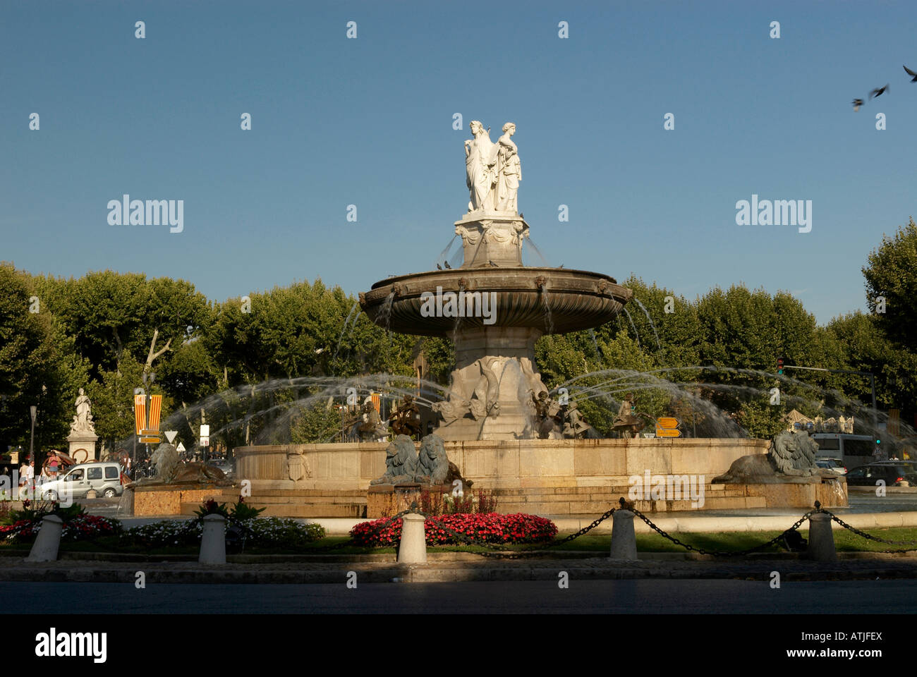 fountain aix en provence france Stock Photo - Alamy