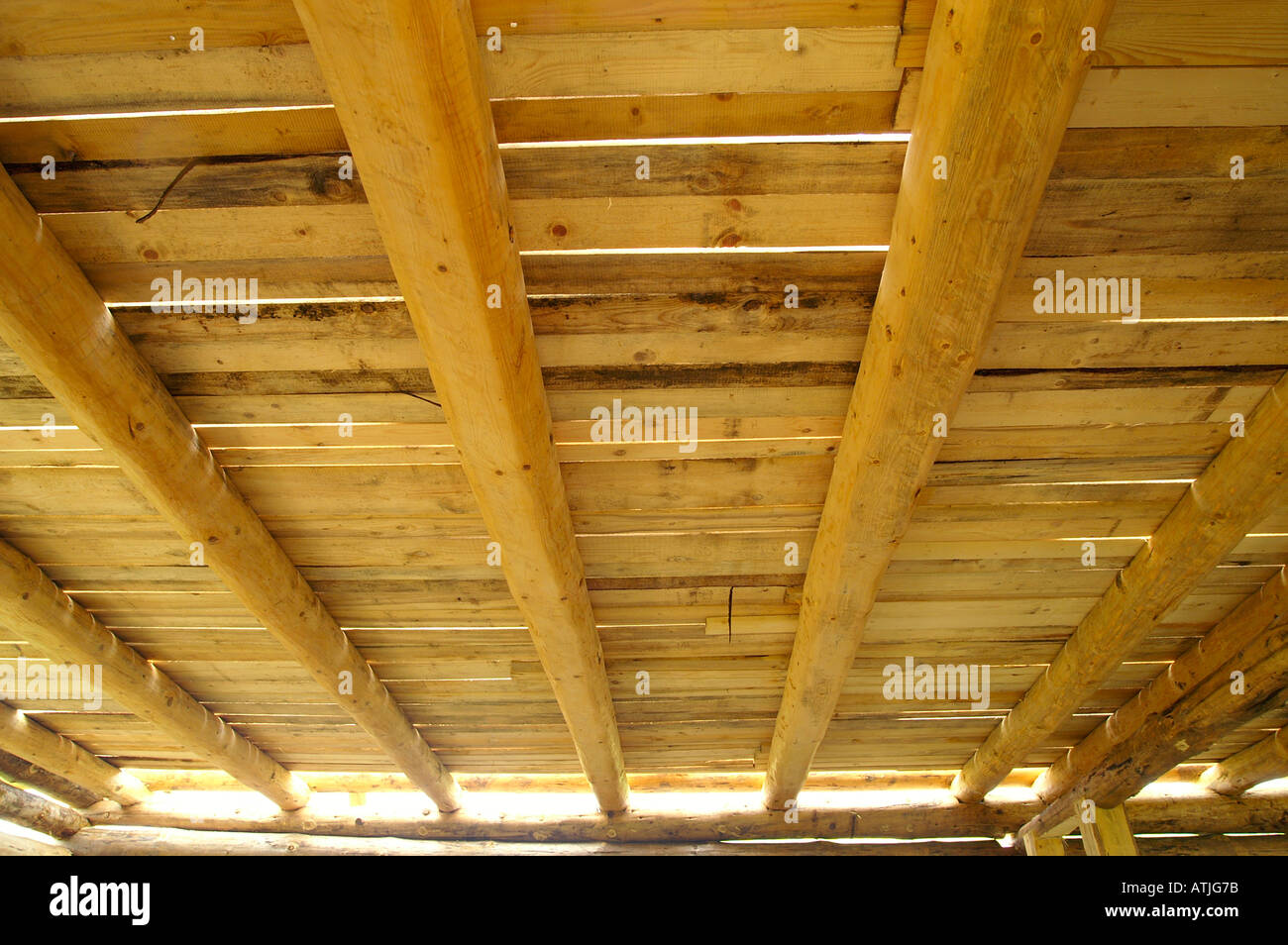 Handmade wooden ceiling in wooden log house Stock Photo - Alamy