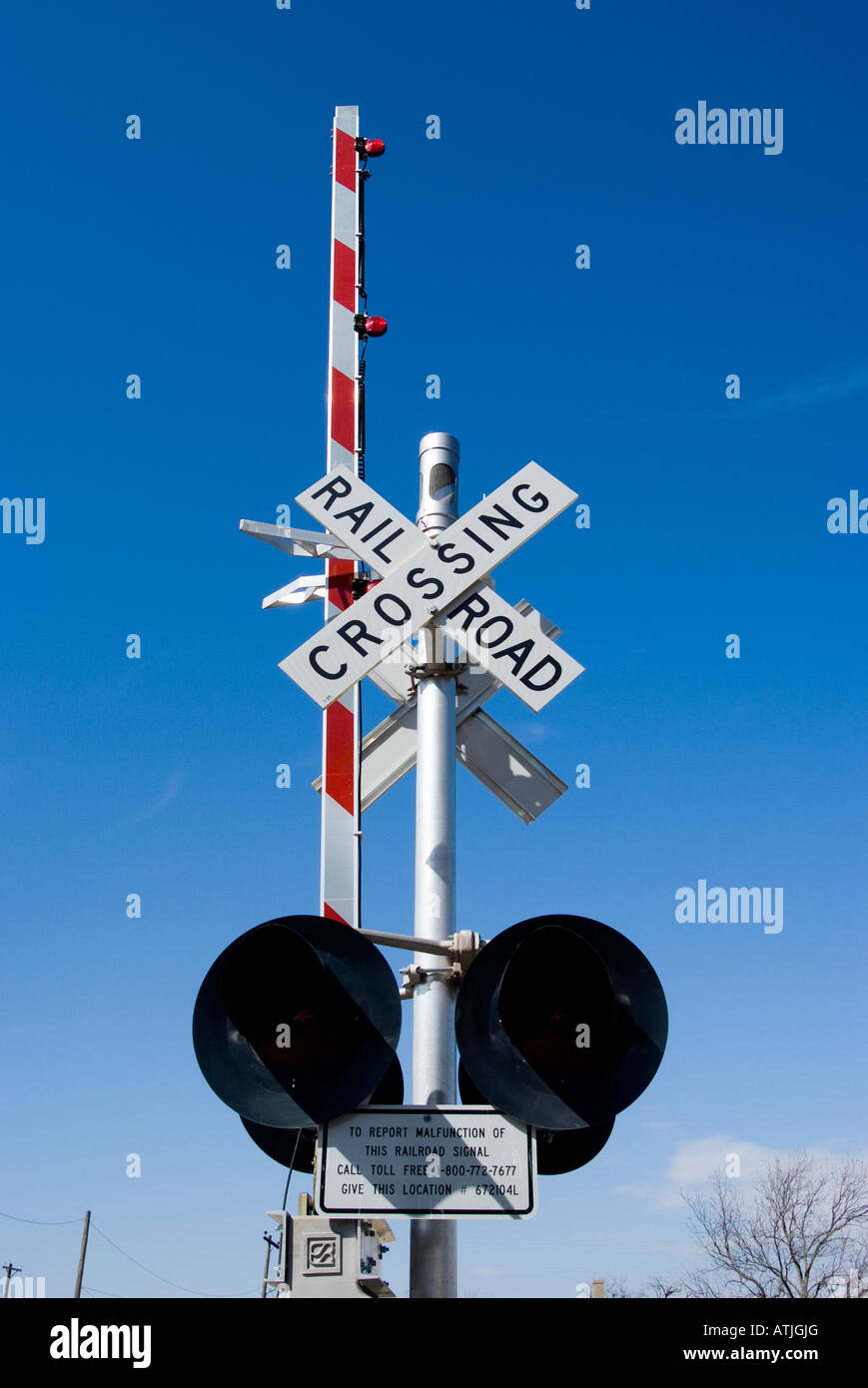 Railroad crossing sign Stock Photo - Alamy