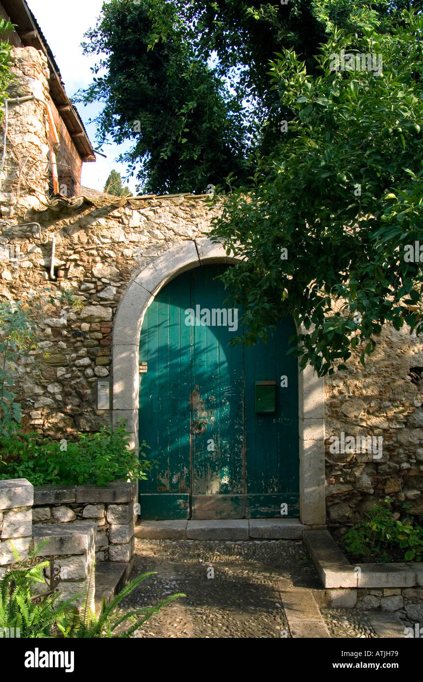 Arch archway gate gateway hi-res stock photography and images - Alamy