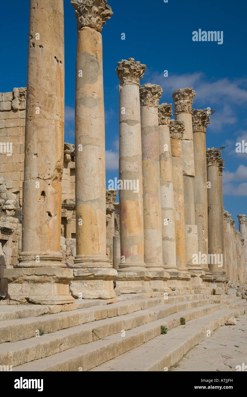 Jerash cardo hi-res stock photography and images - Alamy