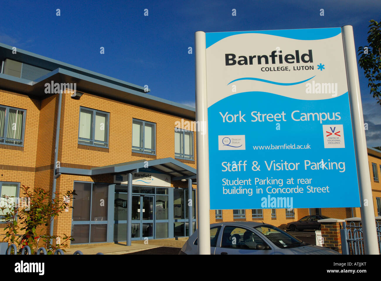 Barnfield college hi-res stock photography and images - Alamy